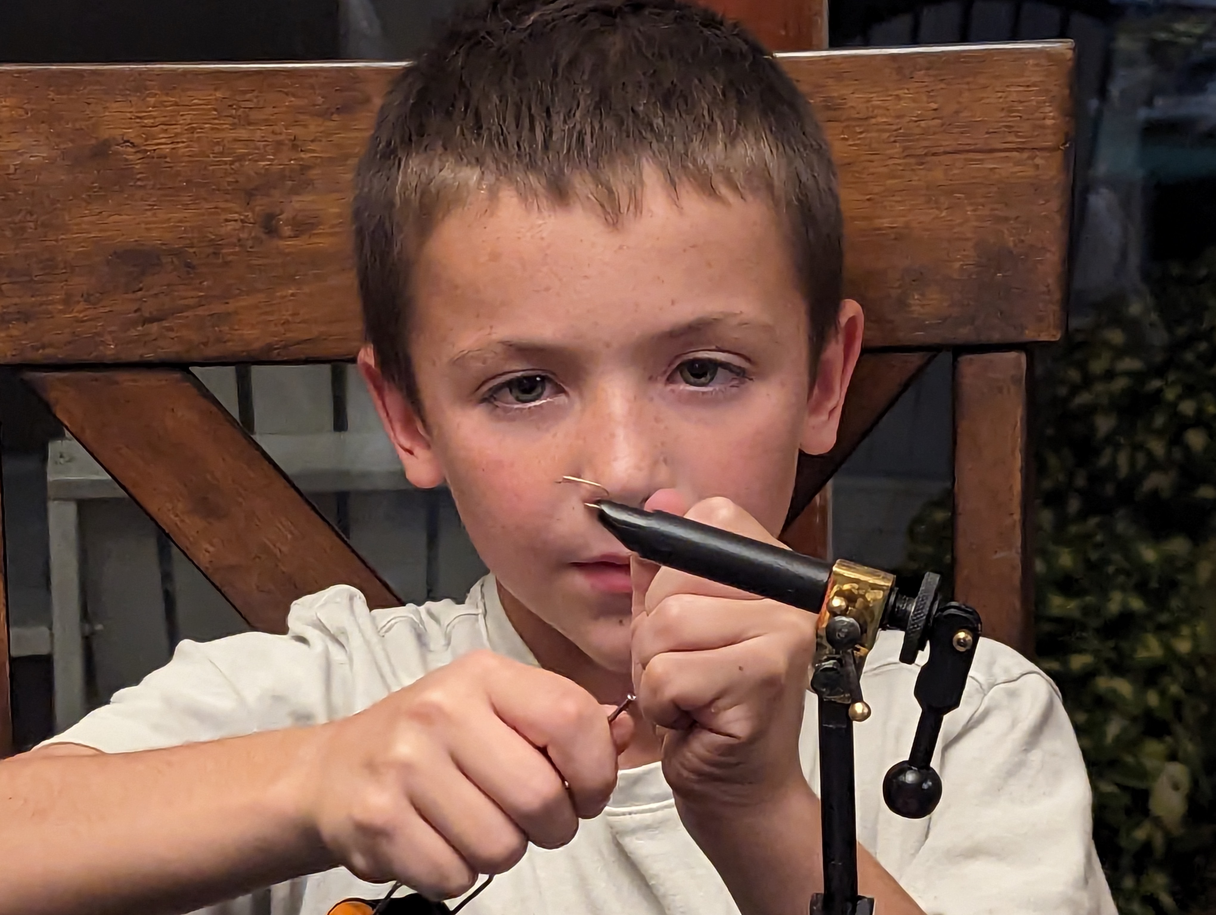 Fly Tying Classes – Tie Flying